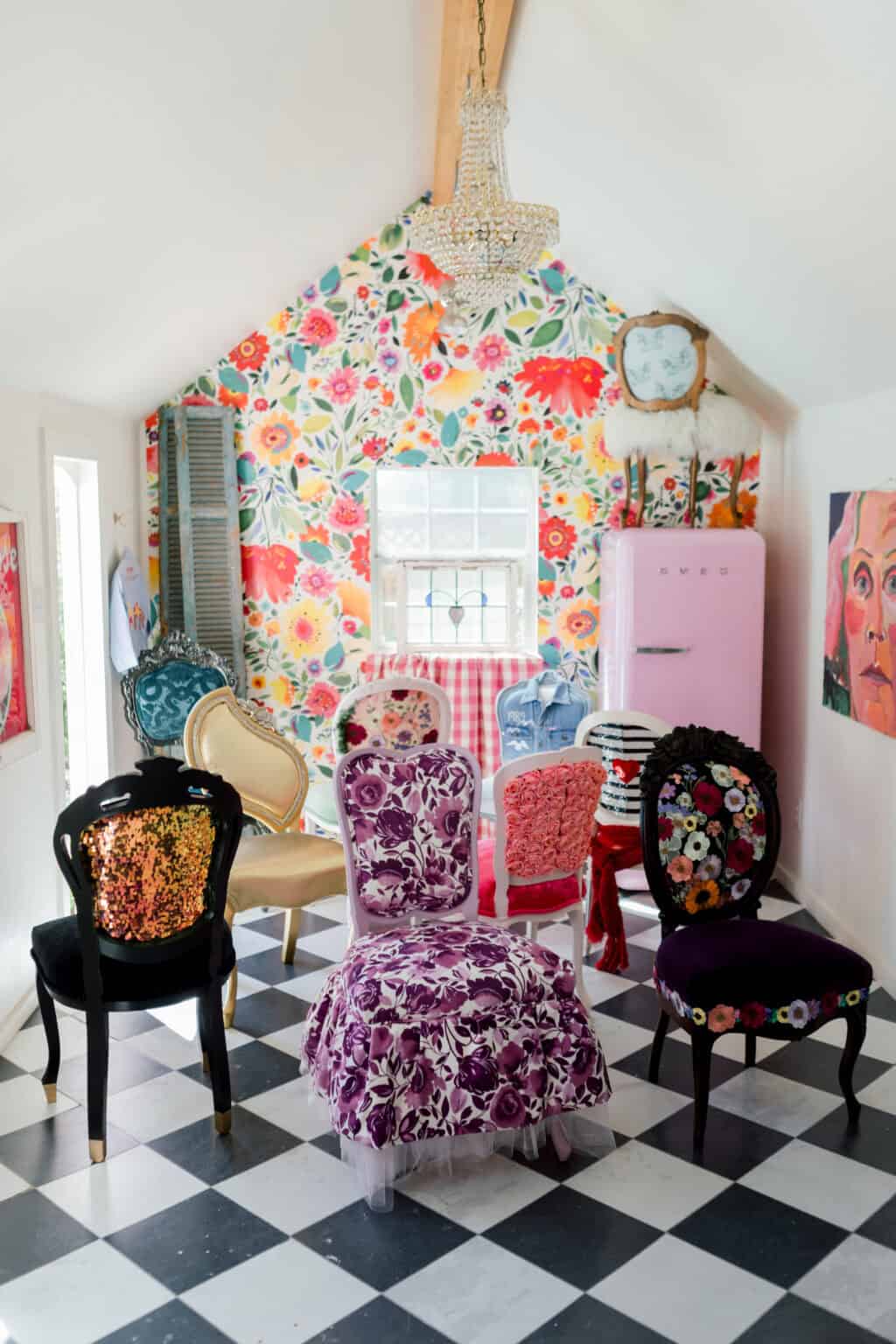 Debut Taylor Swift Inspired Chair - Chair Whimsy
