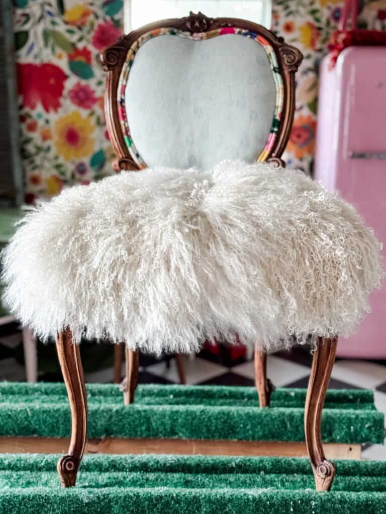 Debut Taylor Swift Inspired Chair - Chair Whimsy
